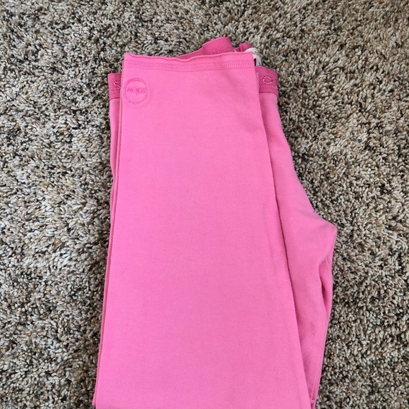 SOLOW | Pants & Jumpsuits | Rare Solow Sport Low Rose Crop Legging In ...